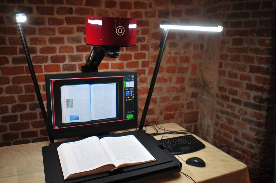 DS & ME: METIS EDS models GAMMA & ALPHA Book & Large Format Scanner ...